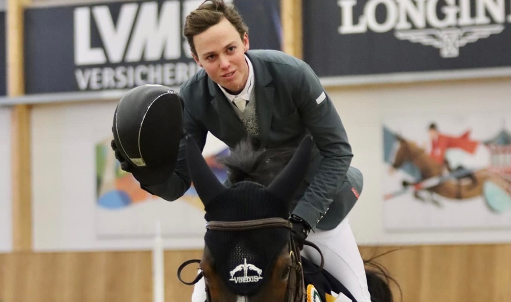 Lucas Porter & Hope Street Light Up to Win the €26,000 Grand Prix of ...