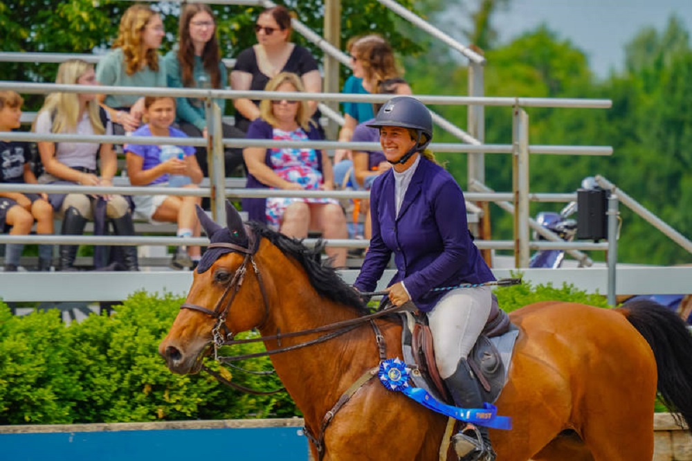 Lisa Goldman-Smolen & Sovereign Can’t be Caught in the $50,000 Douglas ...