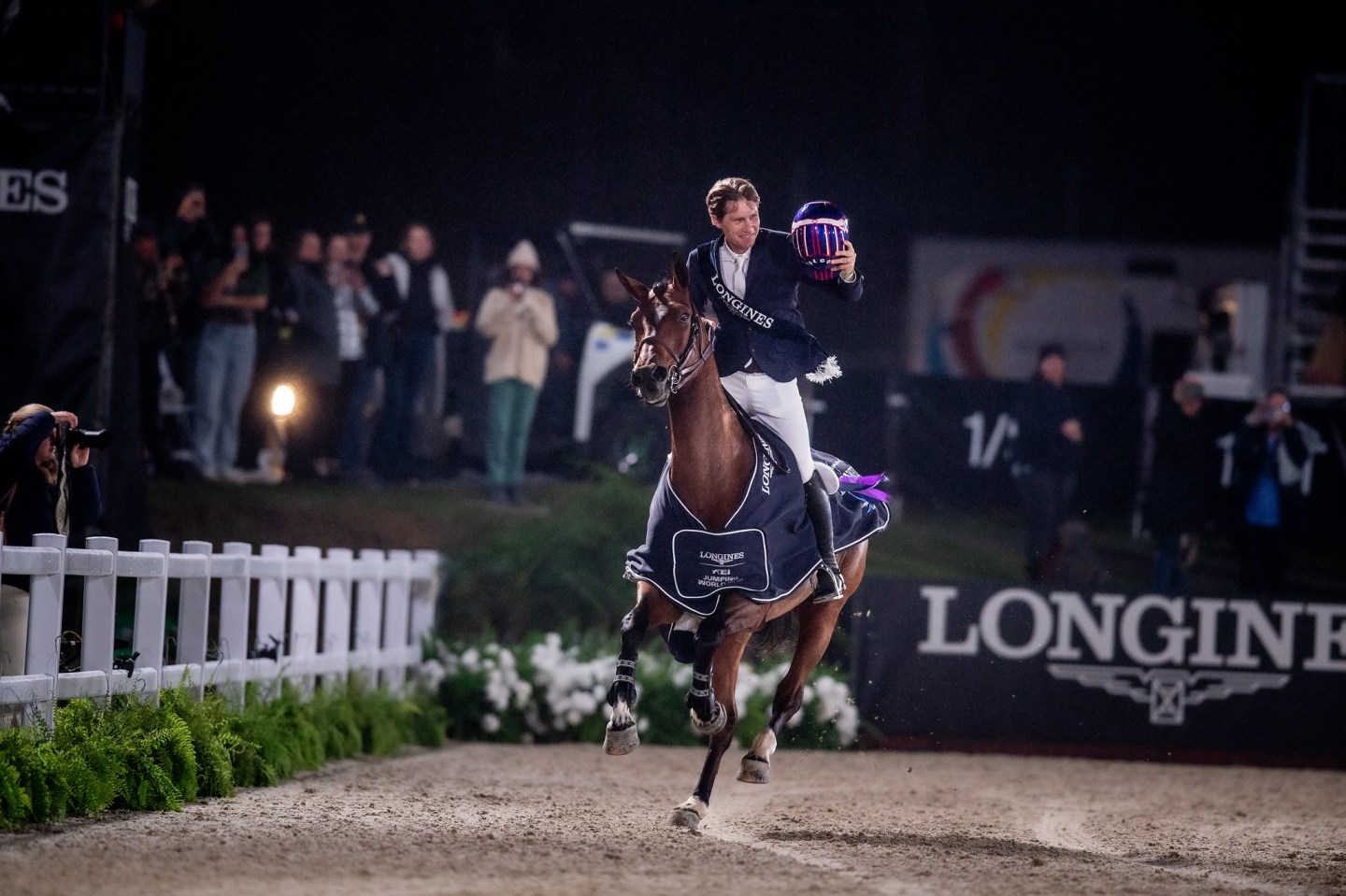 Triumphant Homecoming for Karl Cook & Caracole de La Roque in the ...