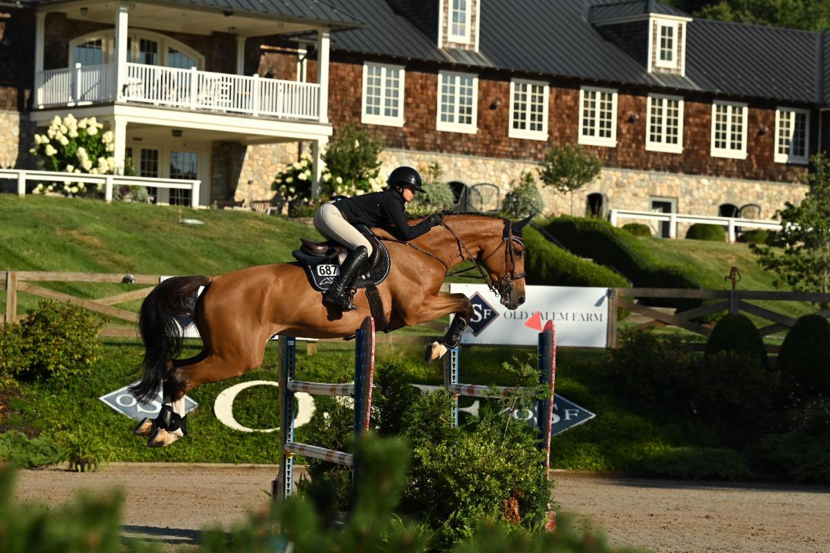 Mimi Gochman & Lumiere BH Light Up to Win the Old Salem Farm Stake ...