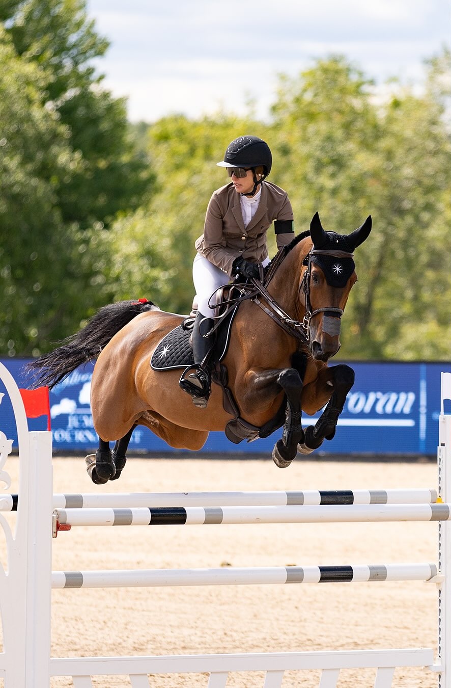 Charlotte Jacobs Closes the Silver Oak Jumper Tournament Winning the ...